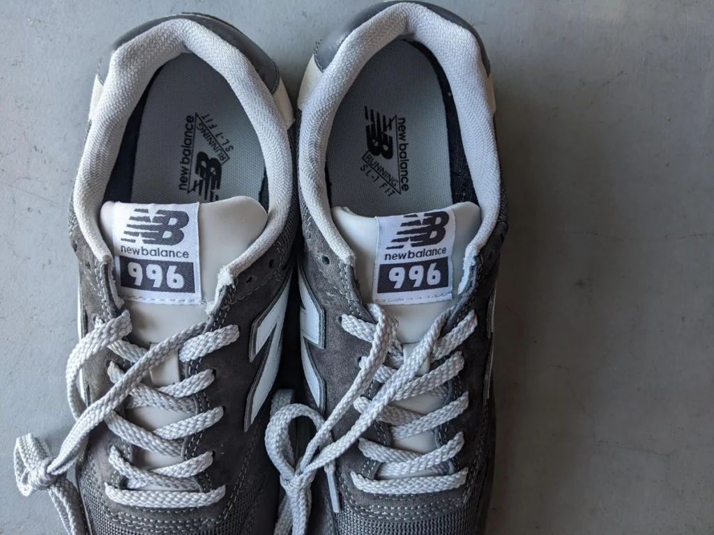 ニューバランスCM996着用レビュー！サイズ感や人気色を徹底解説【口コミ評判の高いおすすめモデル】｜元靴屋の服靴ブログ｜30代からのメンズファッションブログ